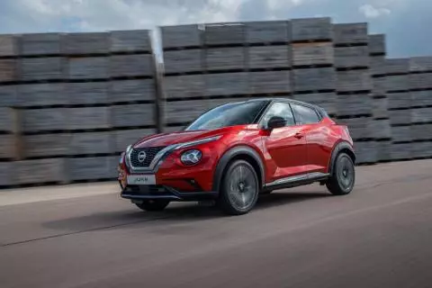 2020 оны Nissan Juke зургийн цомог