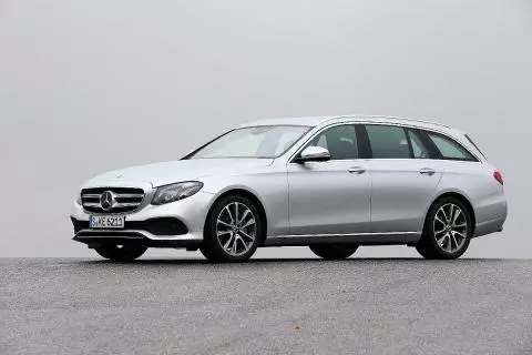 Муқоисаи Audi A6 Avant против Volvo V90 ва Mercedes E-Class Estate