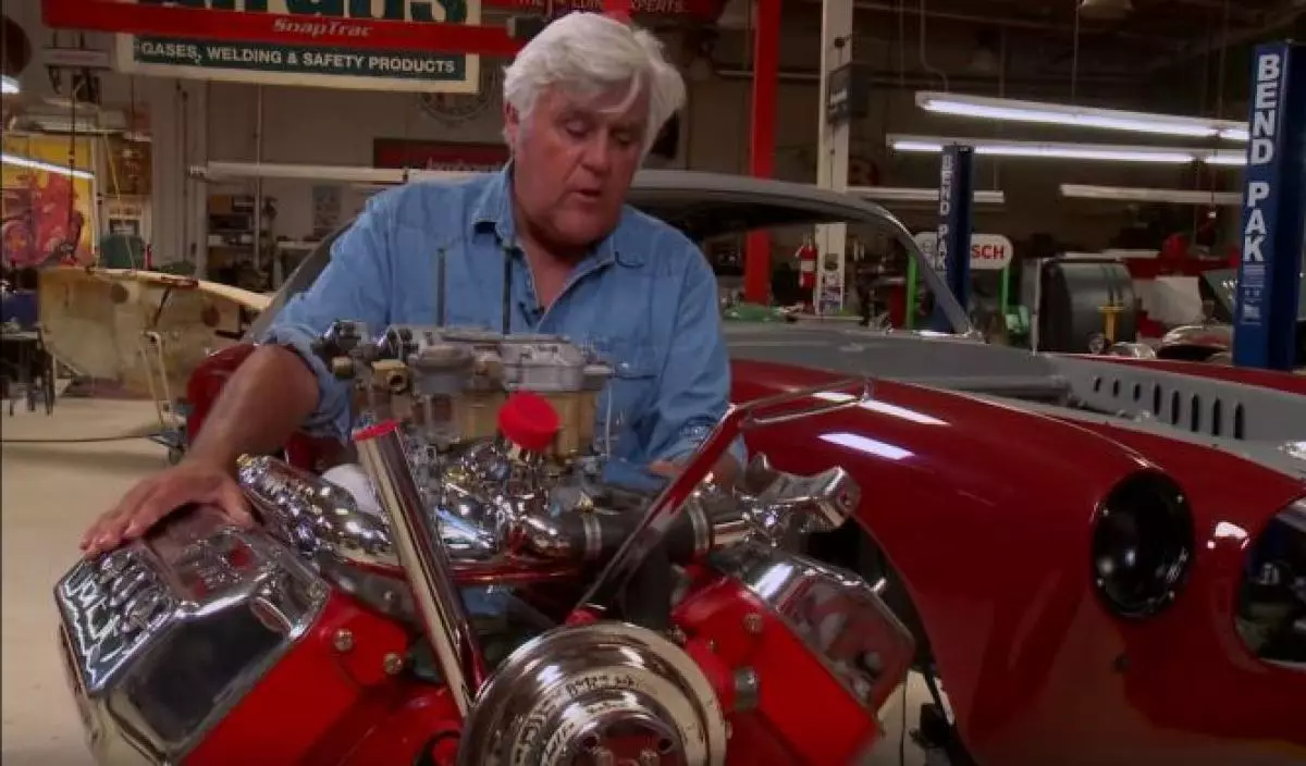 Jay Leno sýnir okkur núverandi verkefni sín