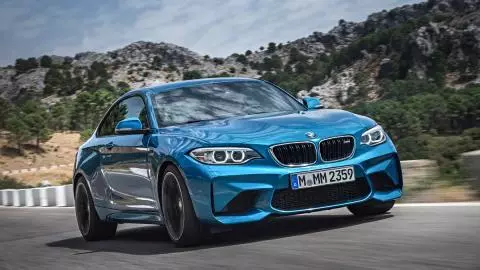 BMW M2 2016 წელი