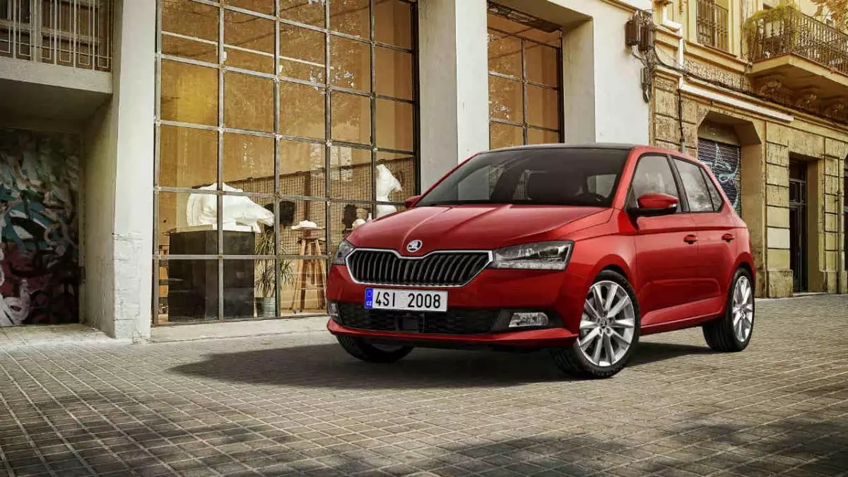 Kev sib tw ntawm hnub, nrhiav 5 qhov sib txawv ntawm Skoda Fabia 2019