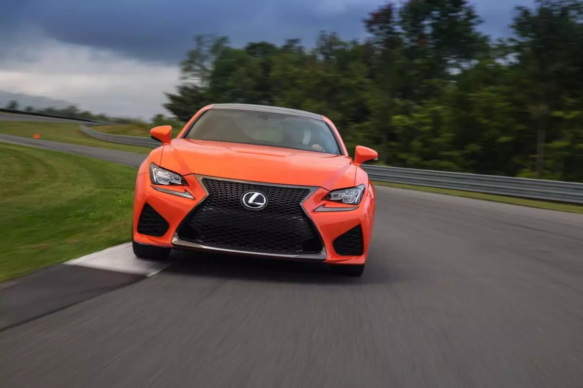 Lexus RC F: Mun riga mun kore shi