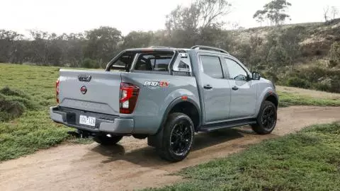 Nissan Navara xyoo 2021