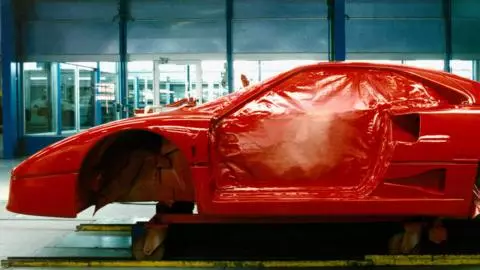 Trije nijsgjirrichheden fan 'e fabrikaazje fan' e Ferrari F40