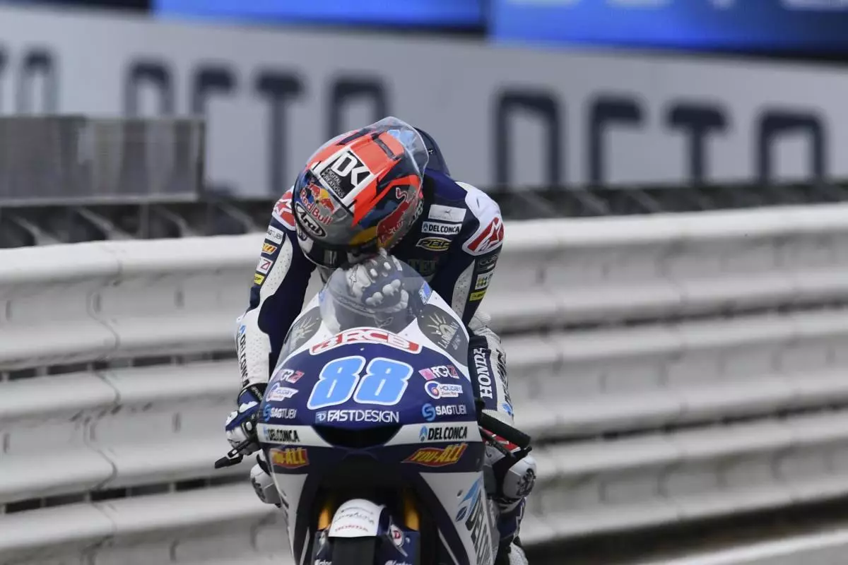 Moto3 Misano 2018: Martín can bezzecchi સાથે મફત પ્રેક્ટિસ કરો