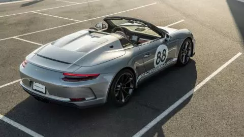 Aukce Porsche 911 Speedster koronavirus