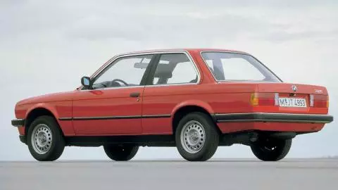 BMW 3 ਸੀਰੀਜ਼ e30