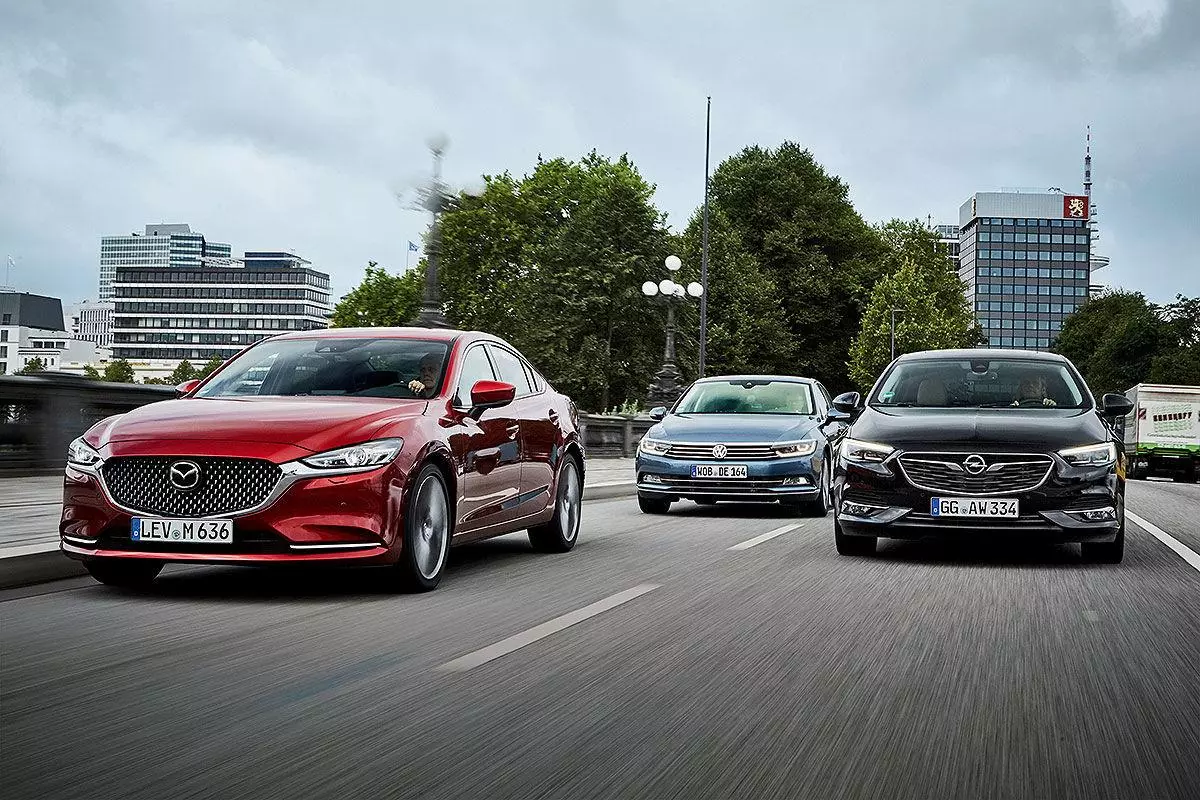 Deňeşdirme: Mazda6 vs Opel Insignia we Volkswagen Passat