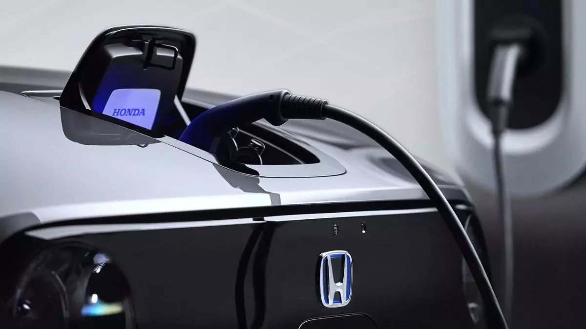 Ine, “Honda” hereketini elektrik awtoulagyna gönükdirýär