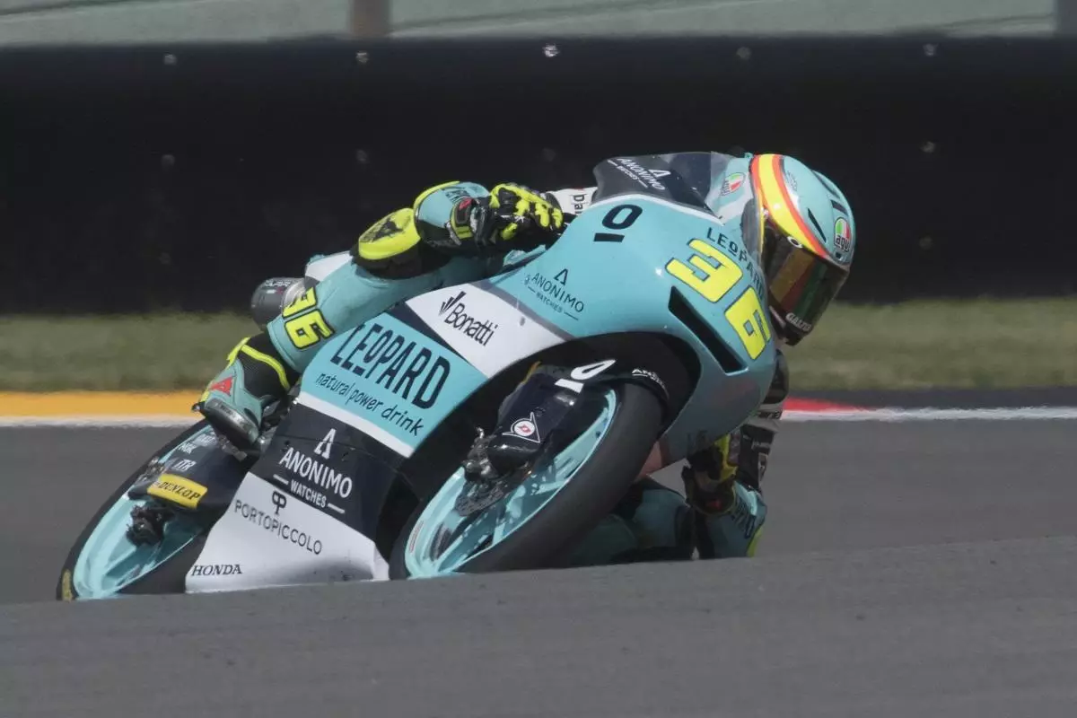 Imyitozo yubuntu Moto3 Brno 2017: Joan Mir akomeje kuba reference