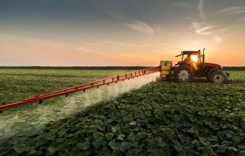 Tractor agricultura