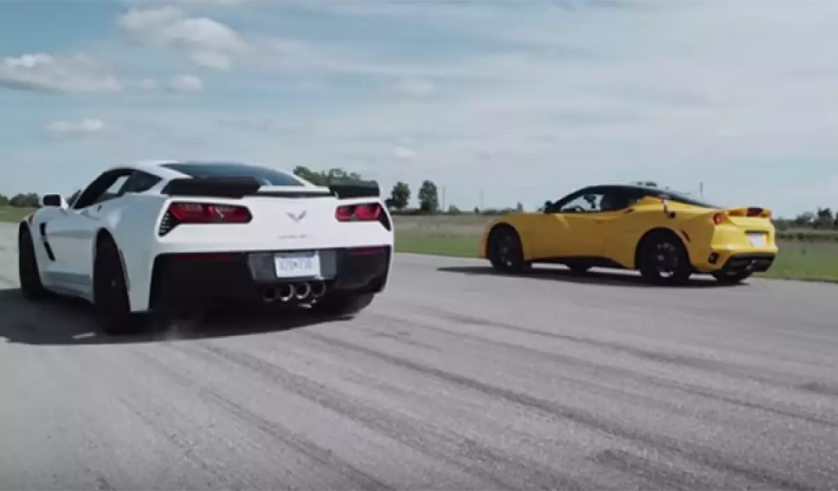 Corvette Grand Sport vs Lotus Evora, quina és millor?