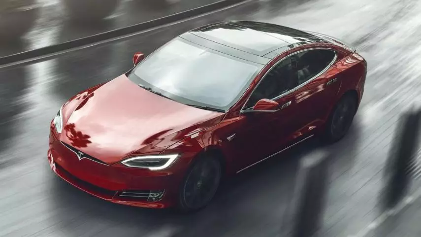 Tesla Model S