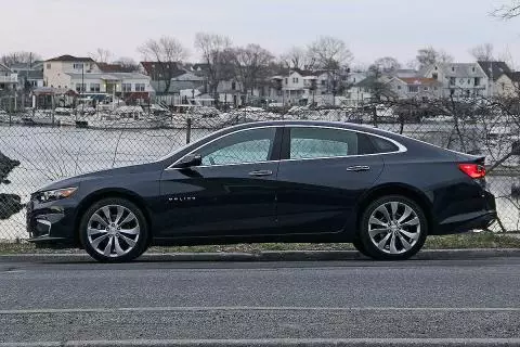 Test: Chevrolet Malibu. Pêşeroja Opel Insignia