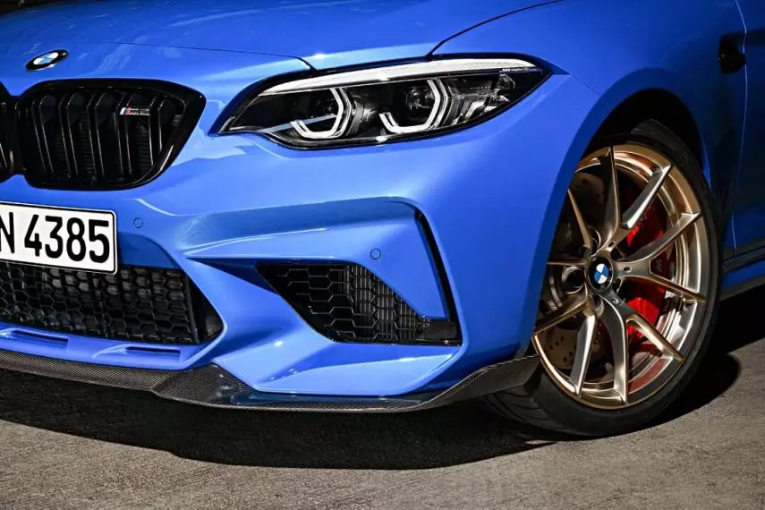 Tes BMW M2 CS 2020