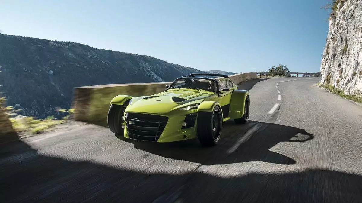 Donkervoort D8 GTO-RS: галандскі спартыўны аўтамабіль