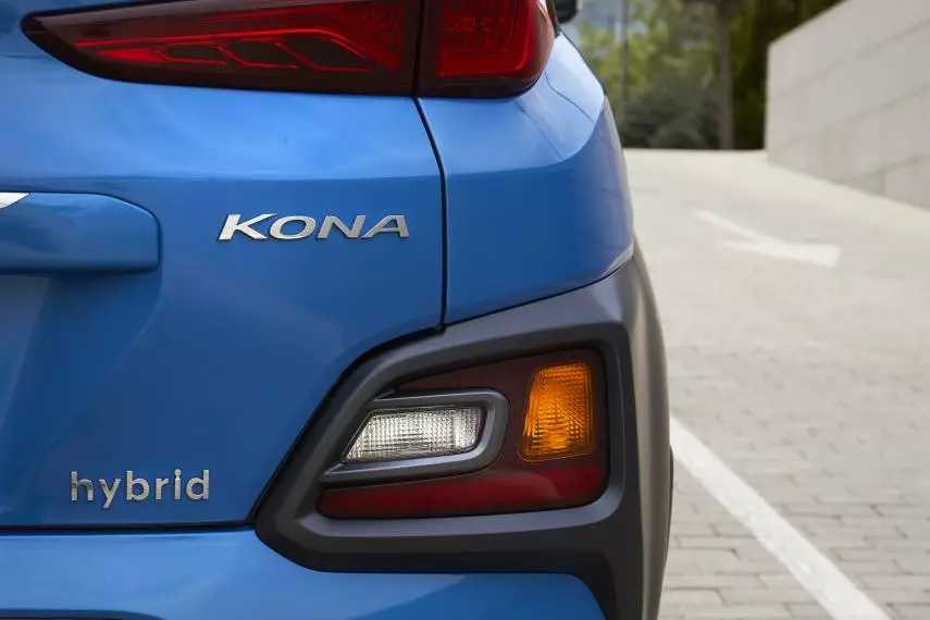 Hyundai Kona гибрид