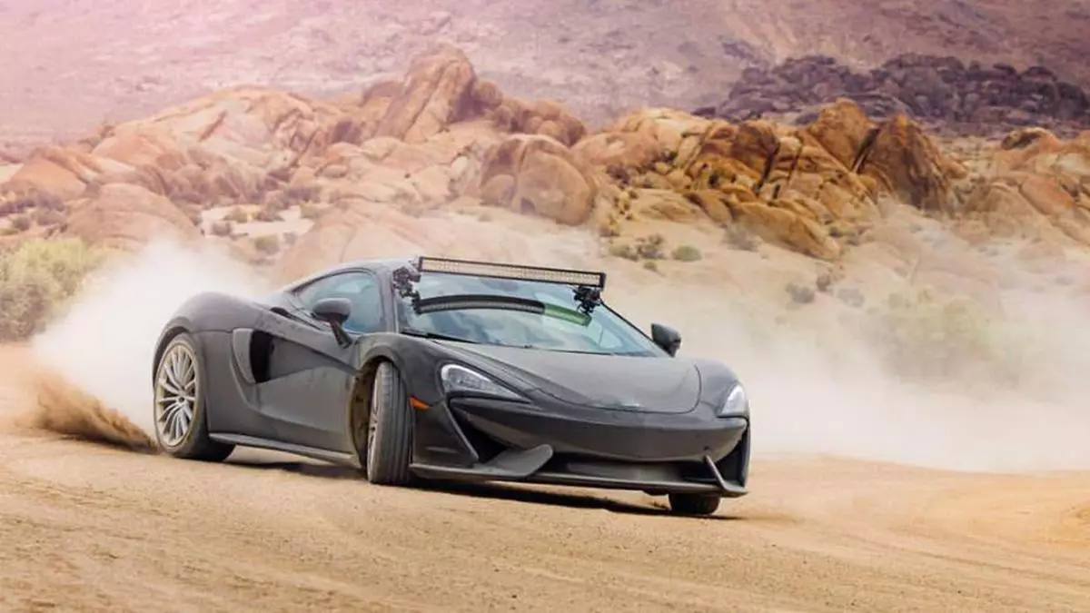 O le a le mamao e mafai ona alu ai le McLaren 570GT?