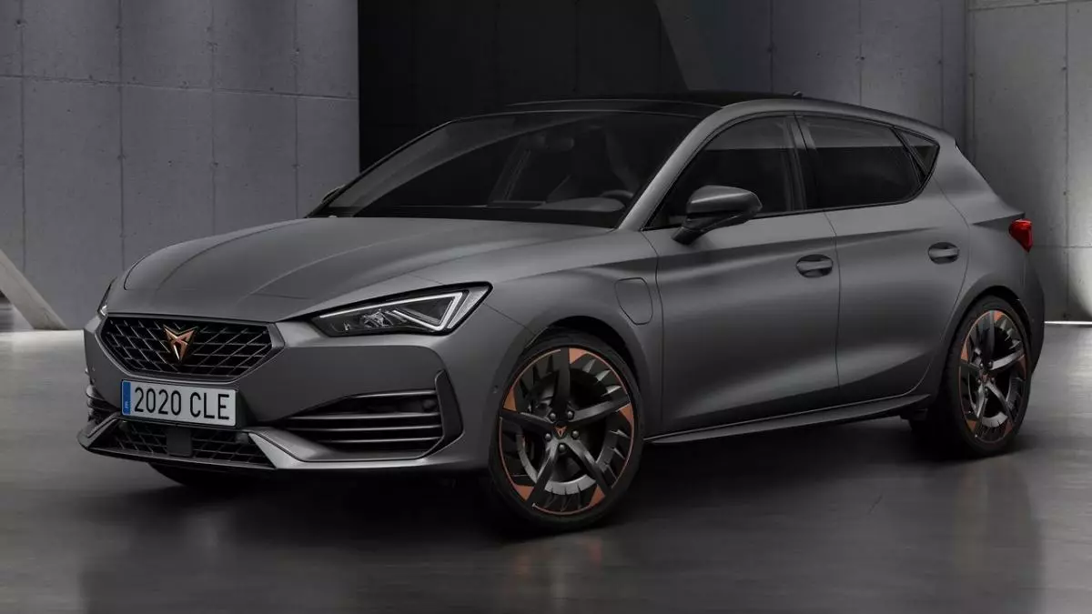 Cupra León, 7 makhabane le 2 mefokolo