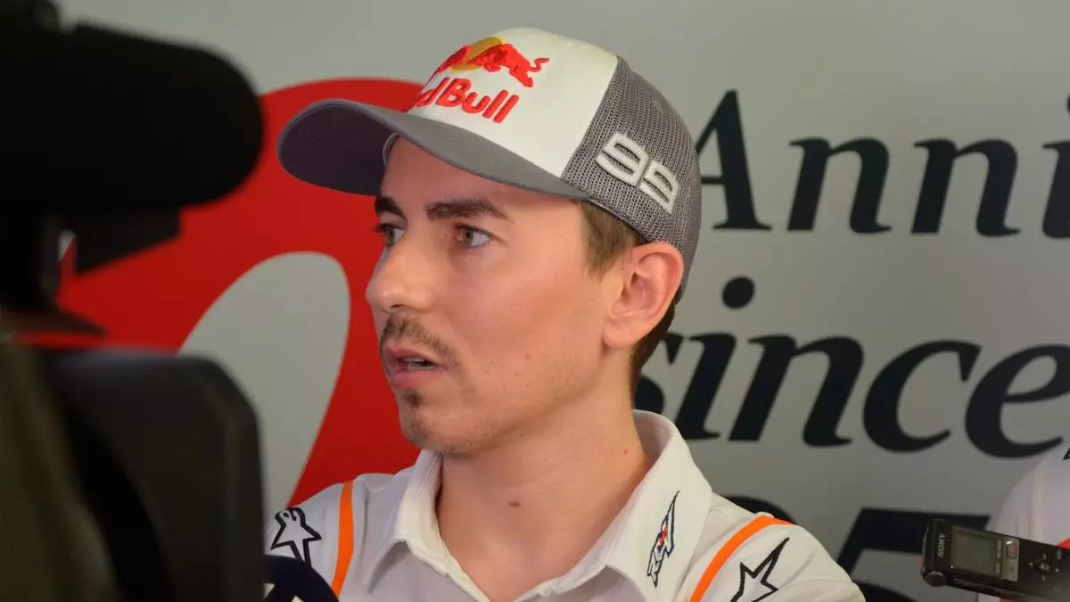 Jorge Lorenzo nie podnosi głowy: „z bólem nie możesz walczyć”