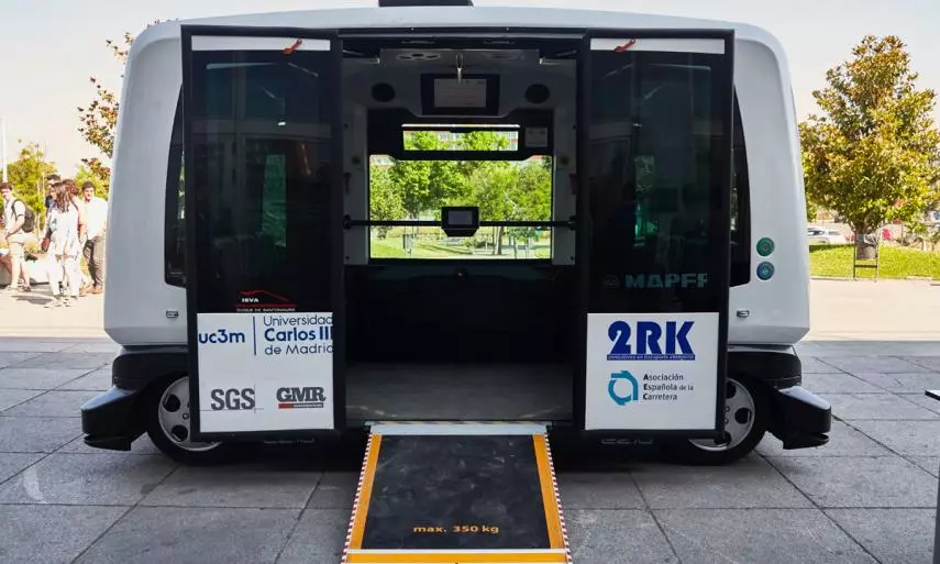 Bus autonome espagnol volcans de Lanzarote