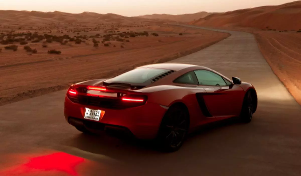 McLaren MP4-12C 'ekstra' 25 hp hediye ile geliyor