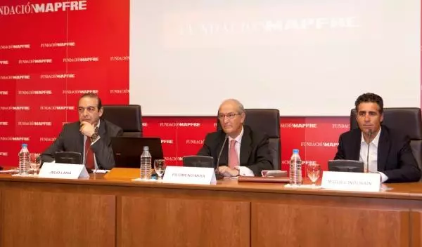 mapfre hitzaldia errepideko txirrindulari istripuak