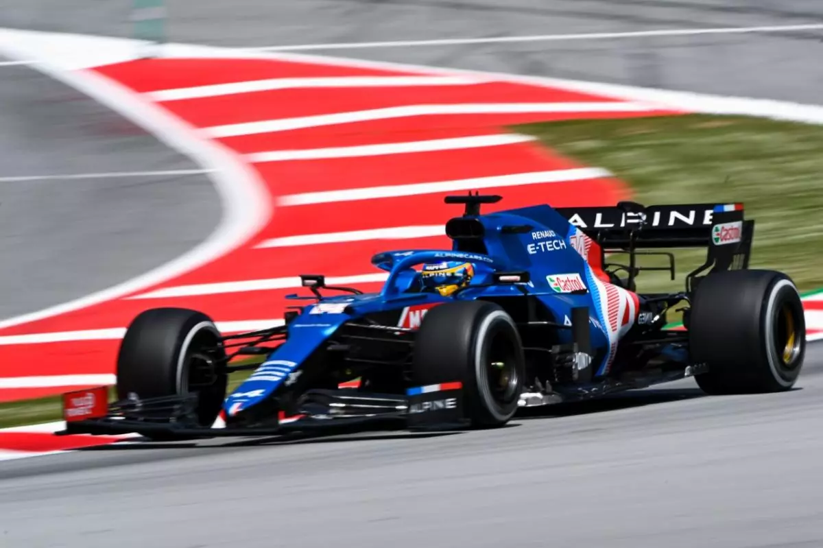 GP da Espanha de 2021, Treino Livre 2: Alonso quinto, Hamilton na frente