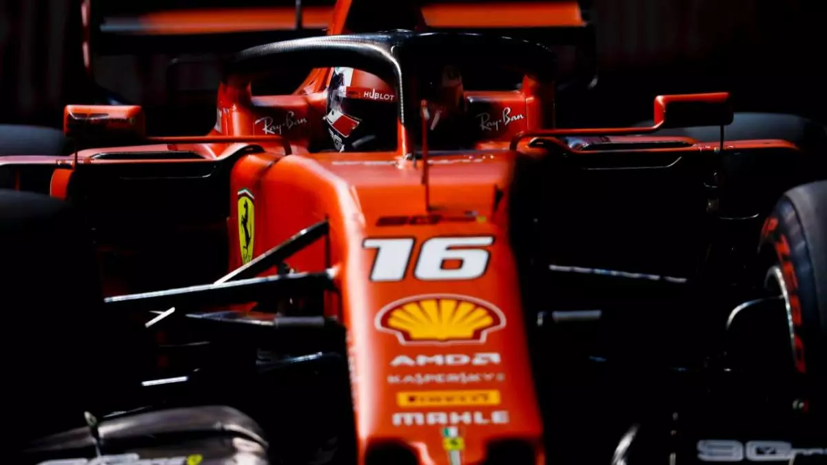 Qualificação para o GP de Cingapura 2019: Leclerc rouba a pole de Vettel