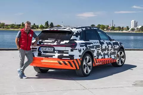 Xhiro në Audi e-tron