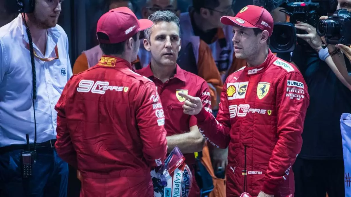 Rezon ki fè yo kòlè Leclerc ak Ferrari nan Singapore