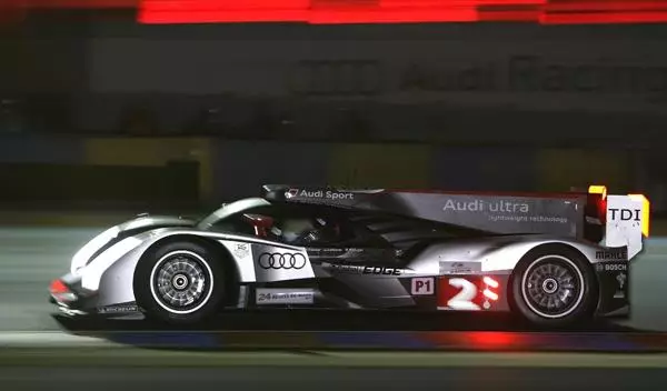 Na maua e Audi le tulaga pole i Le Mans 48232_4