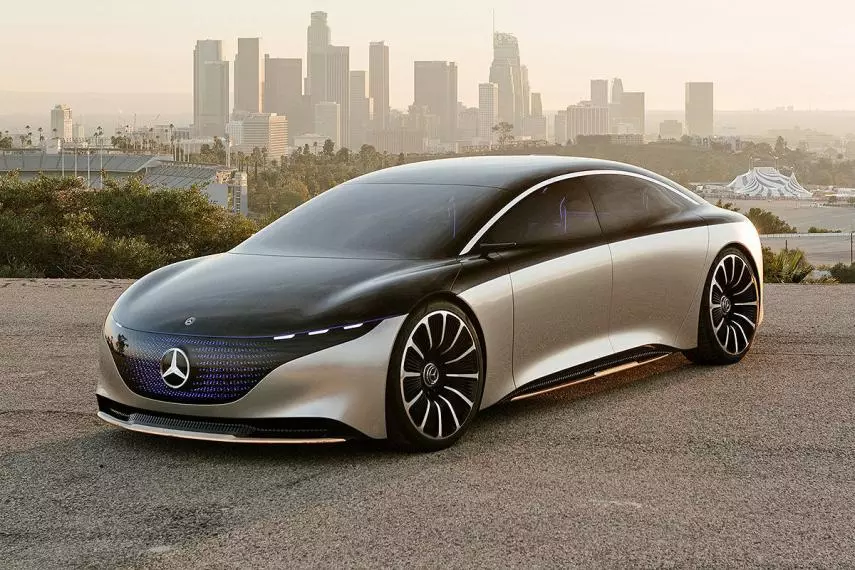 Nuova Mercedes fino al 2023