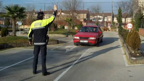 Signaler vun den Agenten vun der Verhaftungszirkulatioun