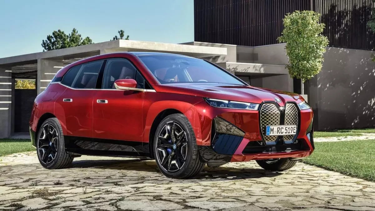 د BMW iX قیمتونه: په هسپانیه کې د 87,150 یورو څخه د پلور لپاره