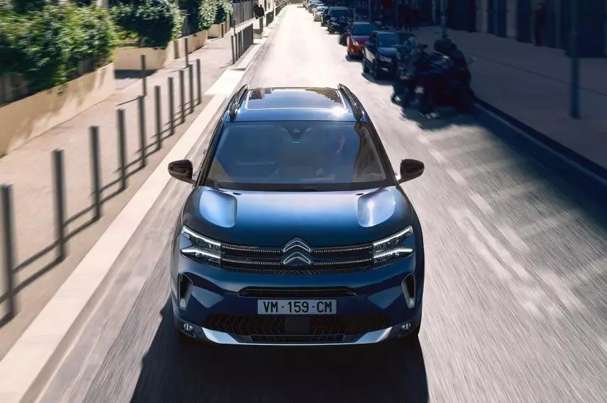 Citroën C5 Aircross 2022, fënnef Tugenden an zwee Mängel