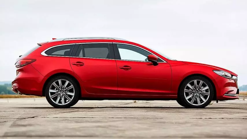 Komparo de la Mazda6 Vagono, Peugeot 508 SW kaj Volvo V60