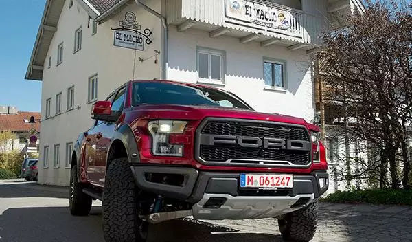 2017 Ford F-150 Raptor Toets