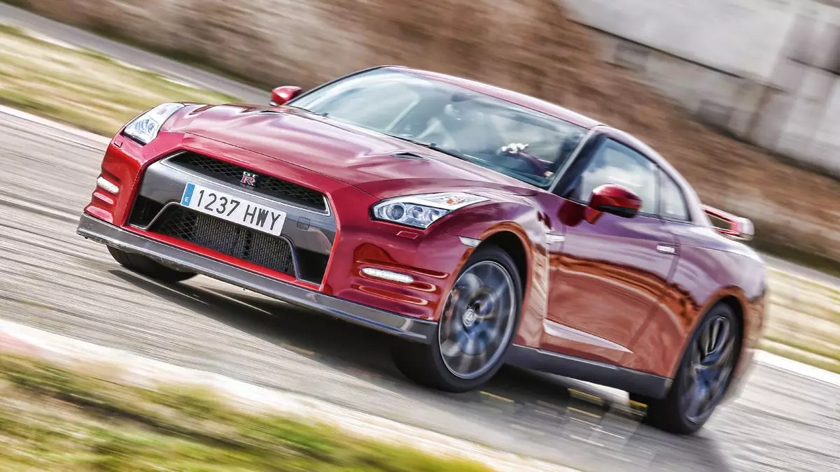 Nissan GT-R 2015: Vuta pumzi yako!