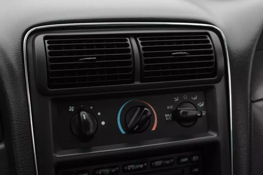 Three reasons why the air conditioning of a car does not cool