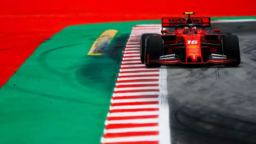 Charles Leclerc yn Barcelona