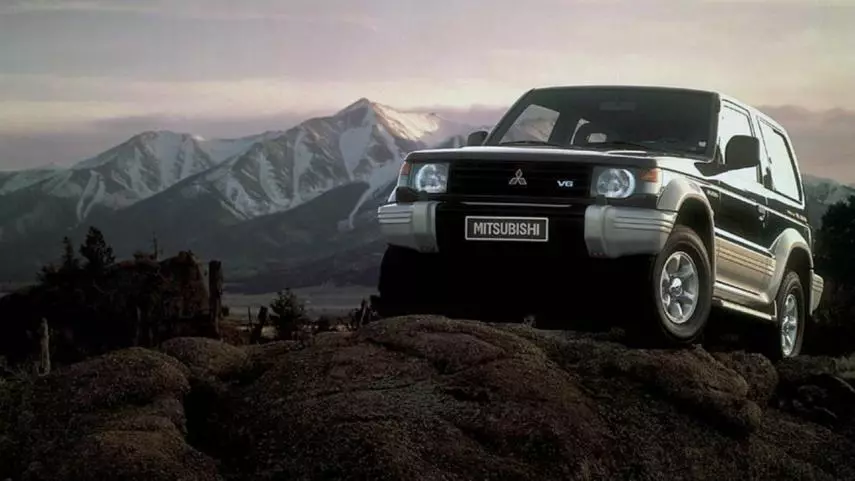 I-Mitsubishi Pajero