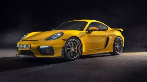 പോർഷെ 718 കേമാൻ GT4 2019