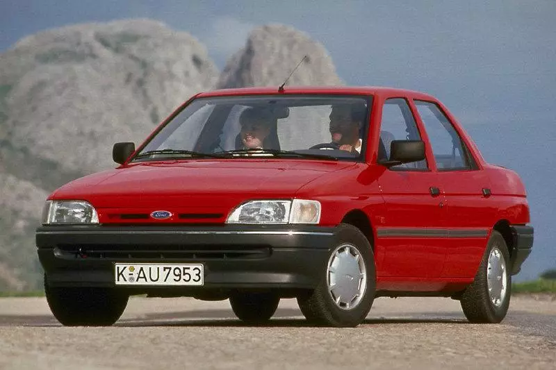 Ford Orion o Opel Kadett sedan