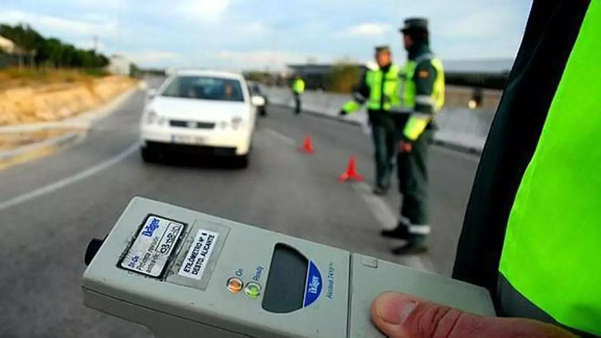 How many glasses of wine are positive in a control of the Civil Guard