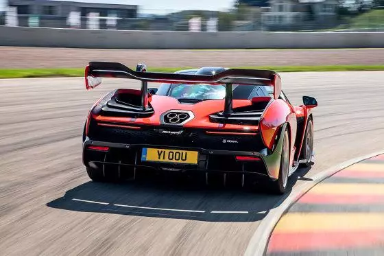 Agterkant van die McLaren Senna