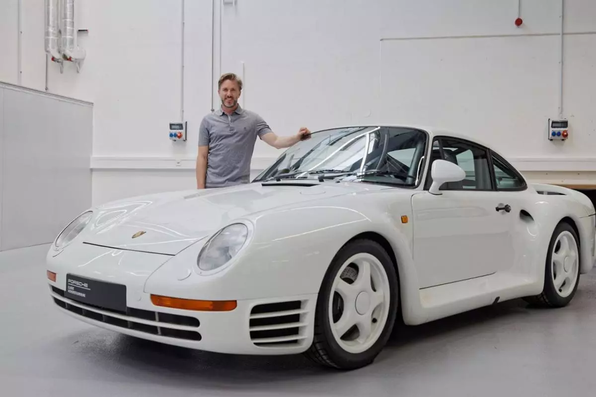 Porsche nechává Heidfeldův 959 S poniklovaný