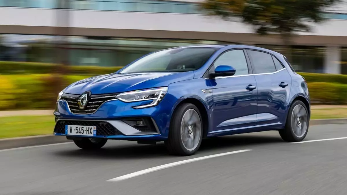 Renault Megane, 2022'de satın almak için beş neden ve düşünmek için bir neden