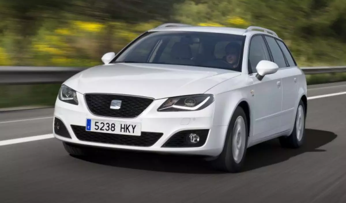 Seat Exeo Ecomotive သည် အရောင်းကိုယ်စားလှယ်များထံ ရောက်ရှိလာသည်။