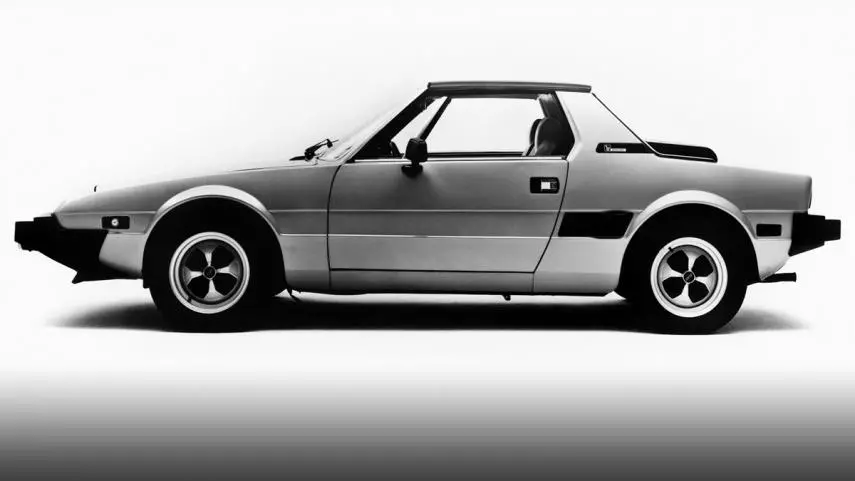 Fiat X1/9 - bočné